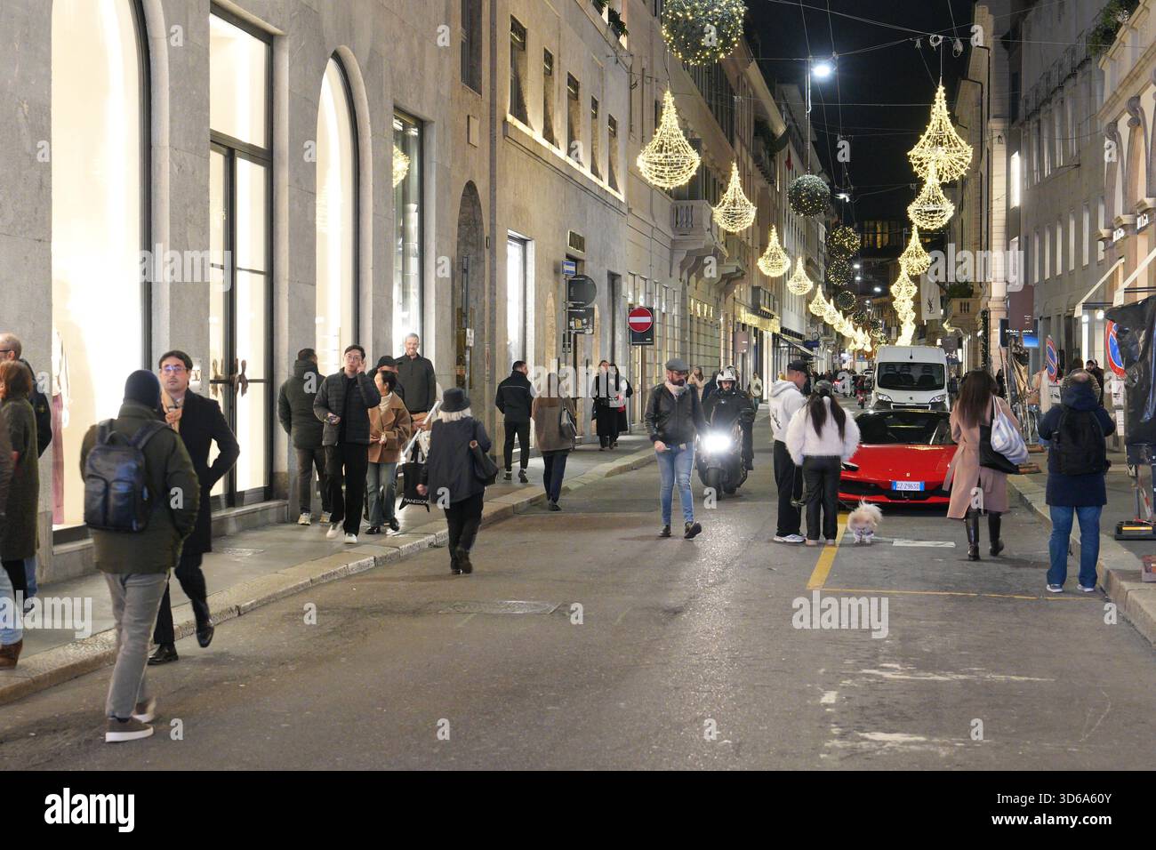 Milan, first Christmas lights in the fashion district, Via ...