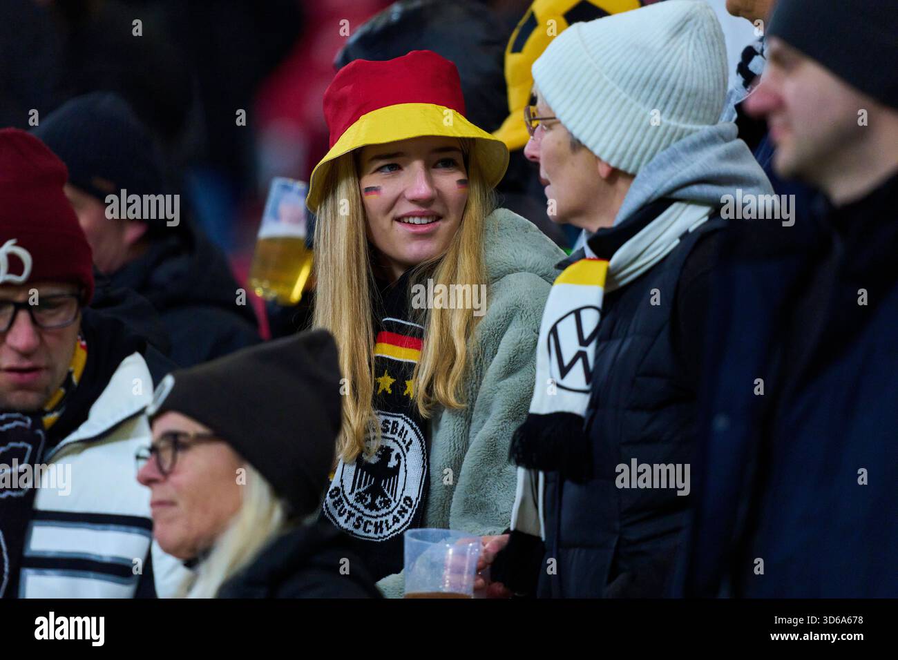 November 17 2026 hi-res stock photography and images - Alamy