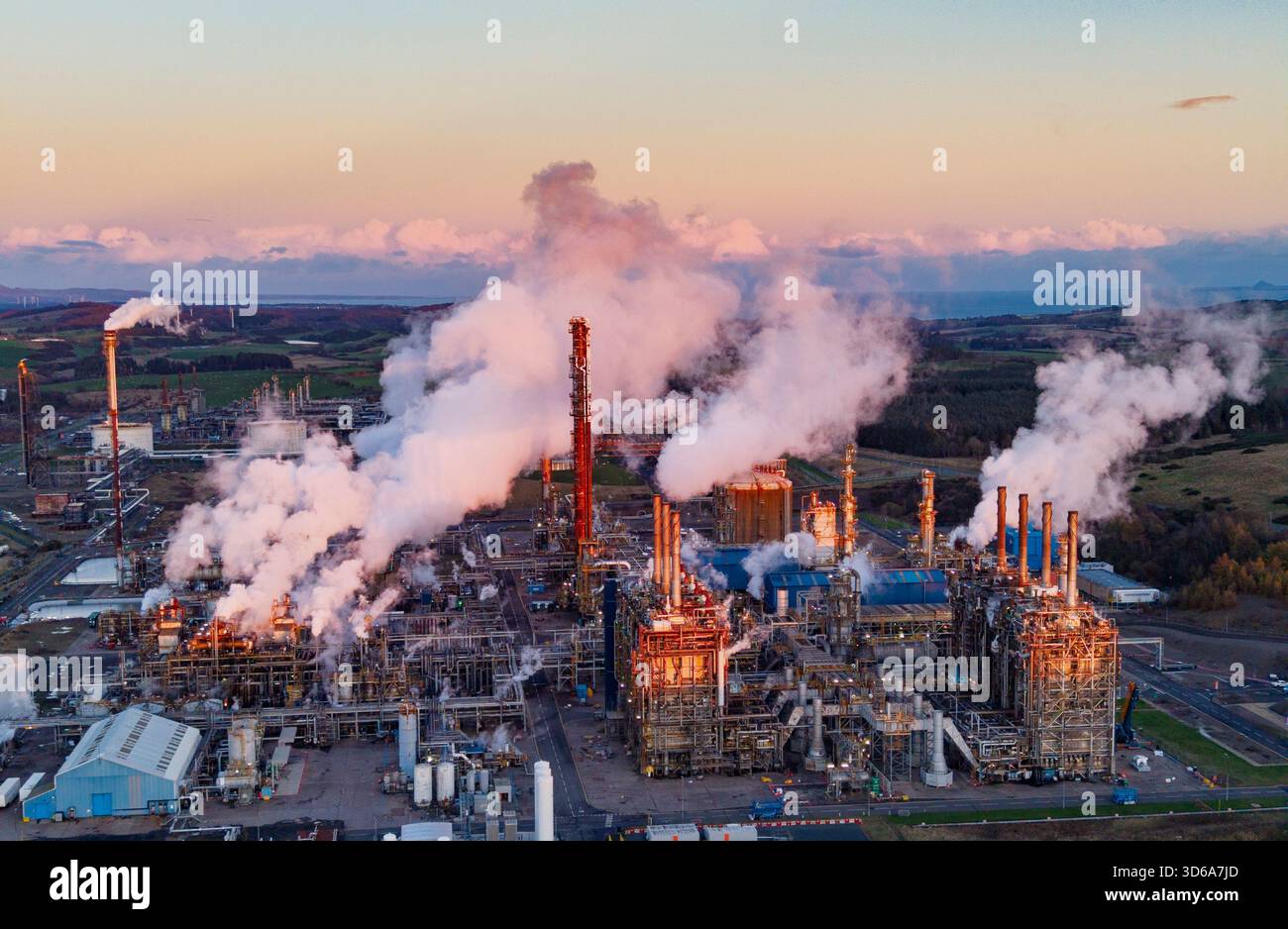 Cowdenbeath, Fife, Scotland, UK. 19th November, 2025. Exterior views of ...