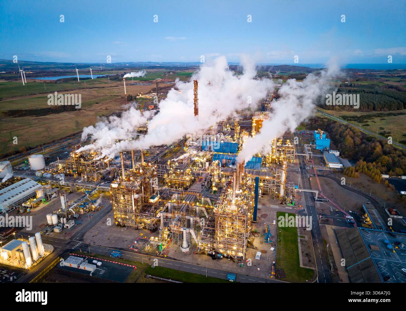 Cowdenbeath, Fife, Scotland, UK. 19th November, 2025. Exterior views of ...