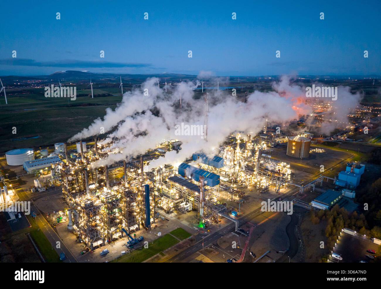 Cowdenbeath, Fife, Scotland, UK. 19th November, 2025. Exterior views of ...