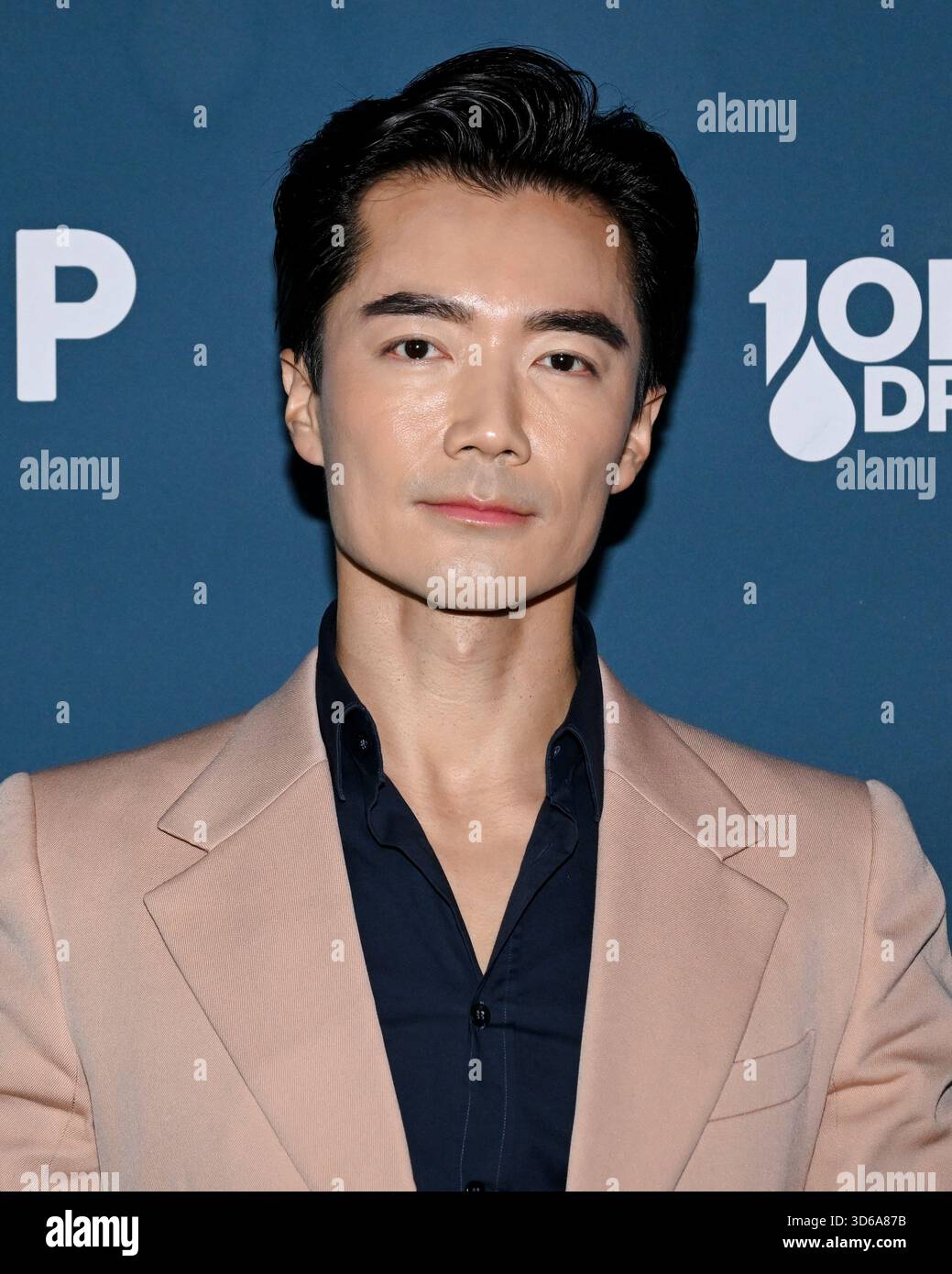 November 18, 2025, Los Angeles, California, USA: DANIEL LI attends the ...