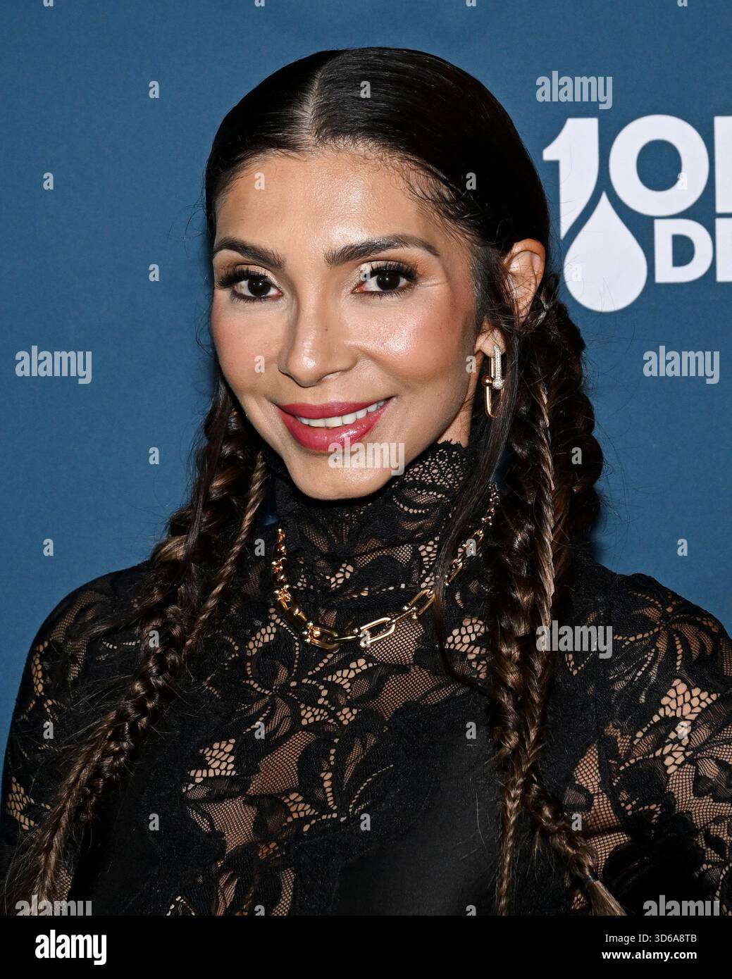 November 18, 2025, Los Angeles, California, USA: CLIO MATTOLI attends ...