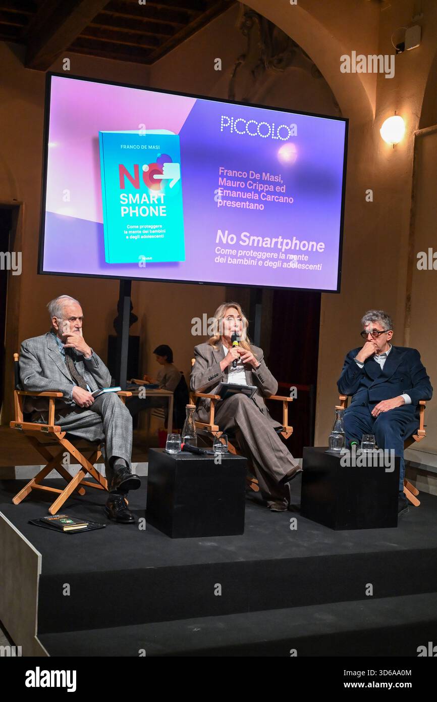 Milan, Presentation of the book "No Smartphone" by Franco di Masi ...