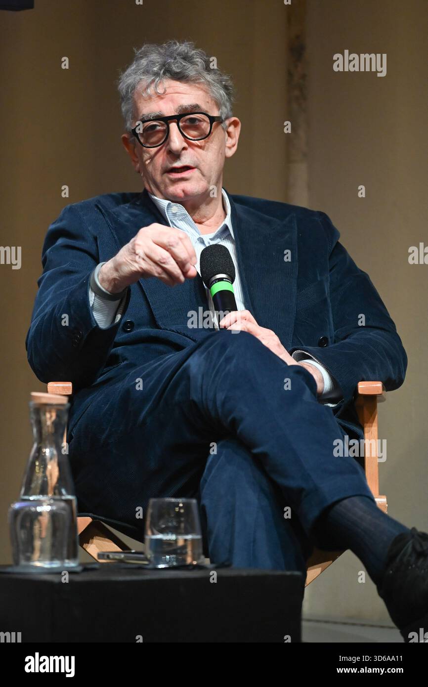 Milan, Presentation of the book "No Smartphone" by Franco di Masi ...