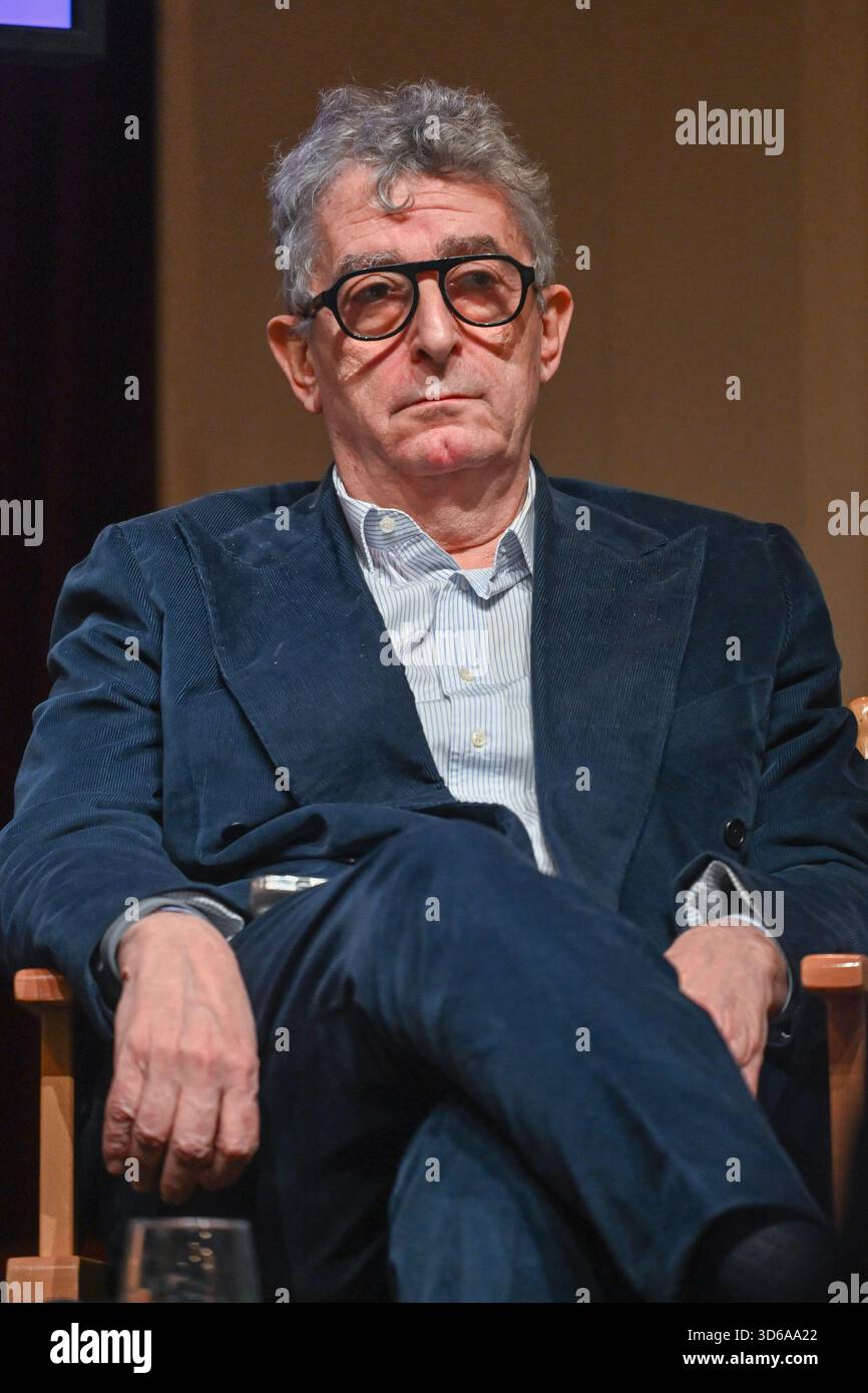 Milan, Presentation of the book "No Smartphone" by Franco di Masi ...