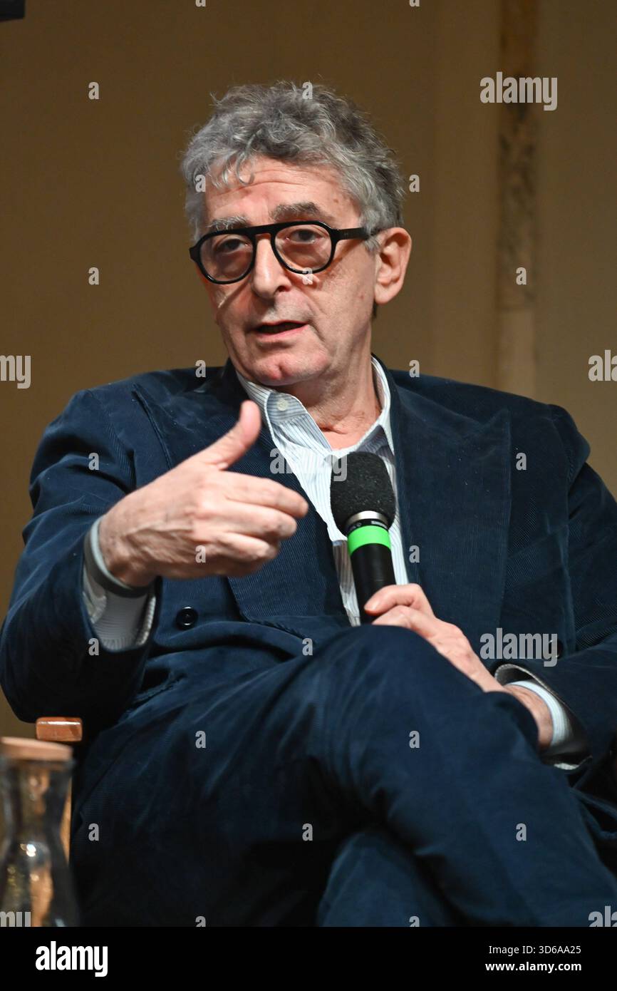 Milan, Presentation of the book "No Smartphone" by Franco di Masi ...
