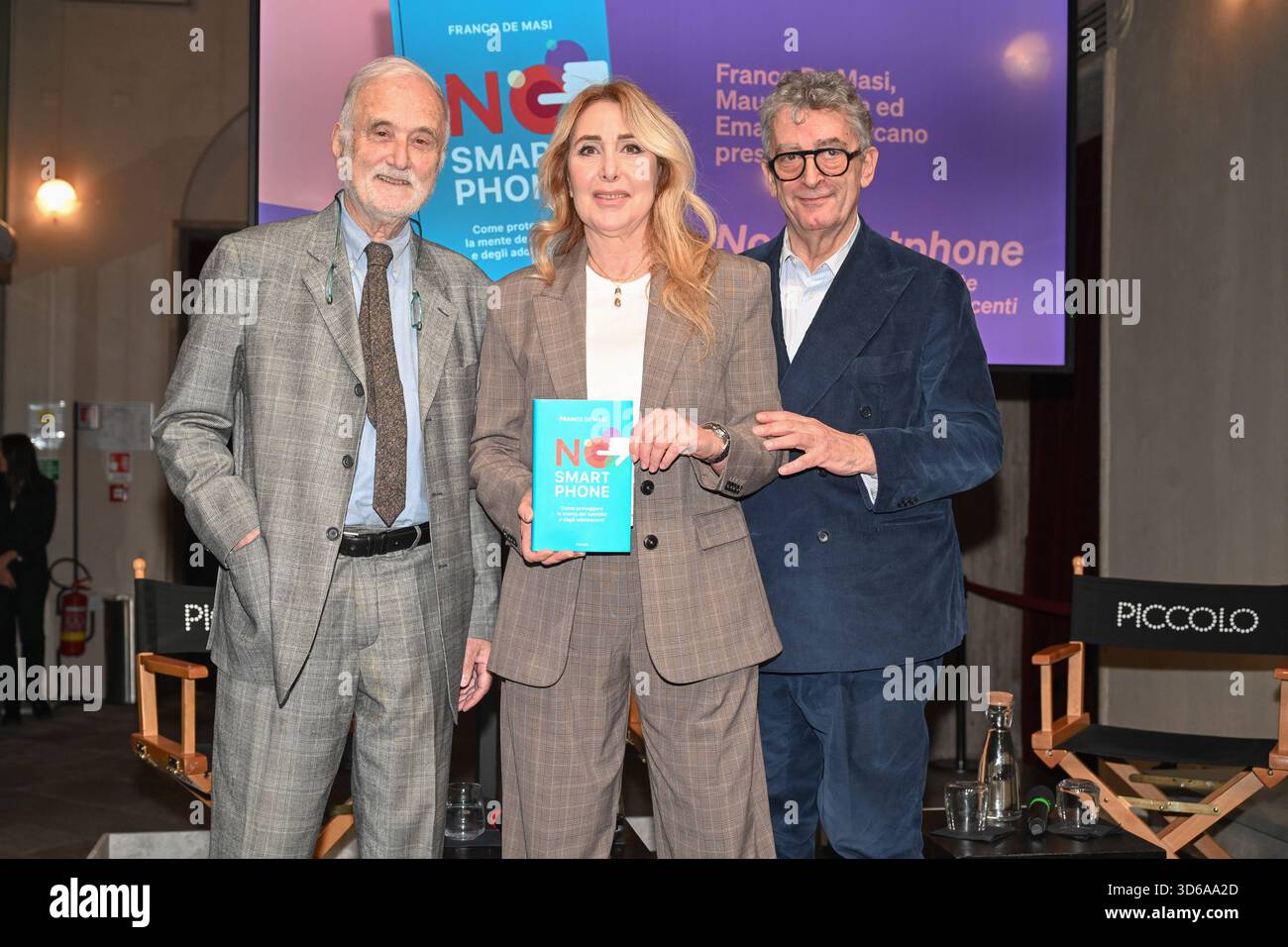 Milan, Presentation of the book "No Smartphone" by Franco di Masi ...
