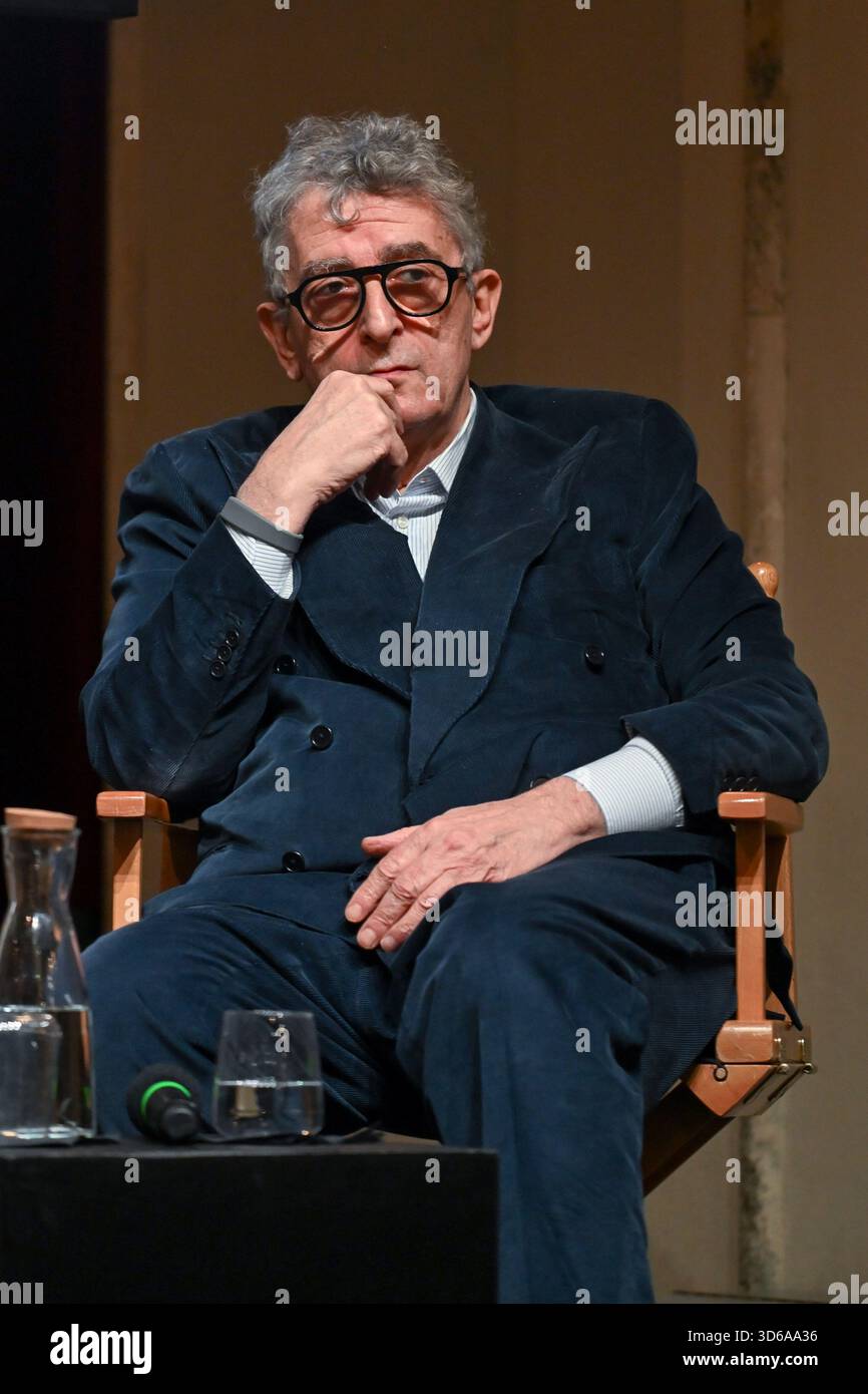 Milan, Presentation of the book "No Smartphone" by Franco di Masi ...