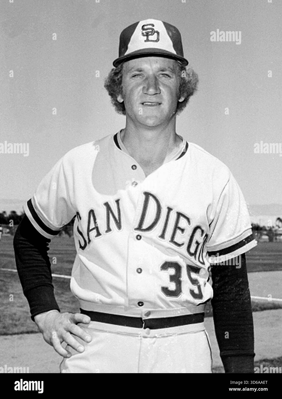 FILE - San Diego Padres pitcher Randy Jones poses for a photo on March ...