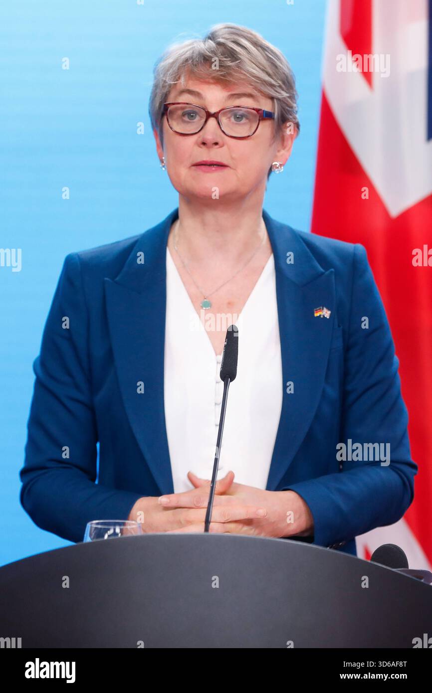 Pressebegegnung von BM Wadephul und der Außenministerin von Großbritannien und Nordirland in ...