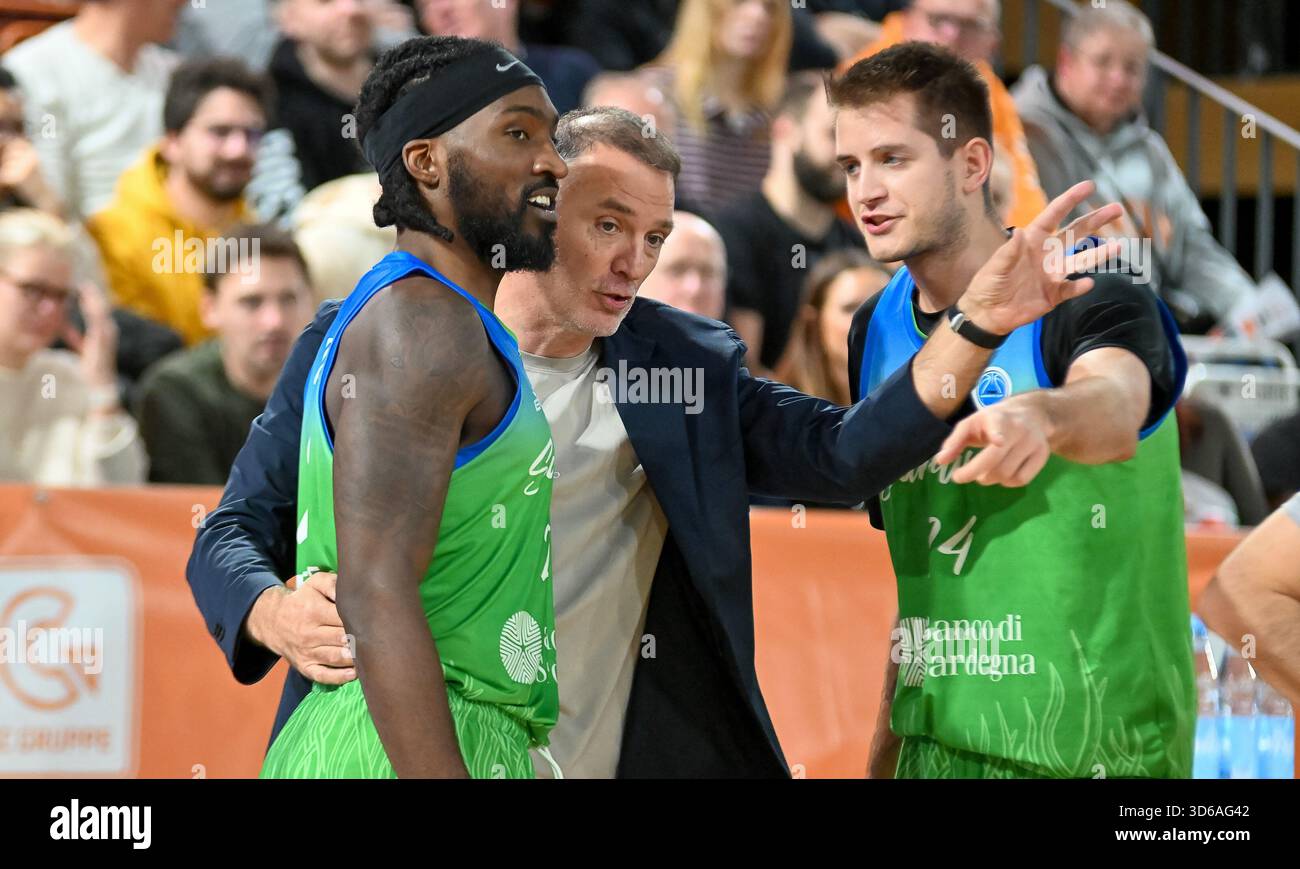 Massimo Bulleri (Dinamo BDS Sassari, Coach) in conversation with ...