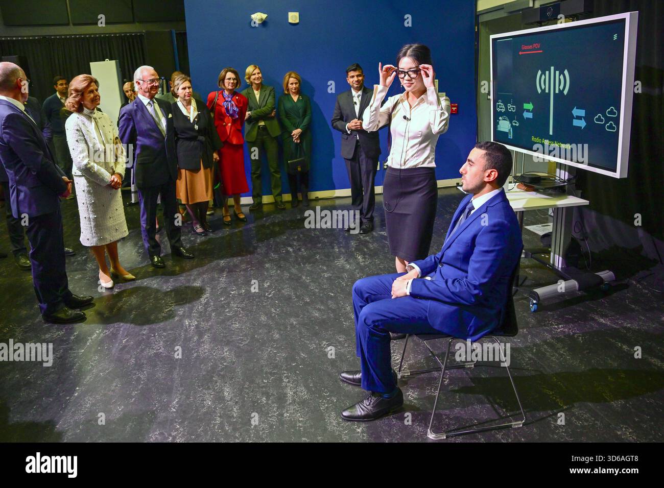 OTTAWA, CANADA 20251119Queen Silvia and King Carl Gustaf are shown the ...