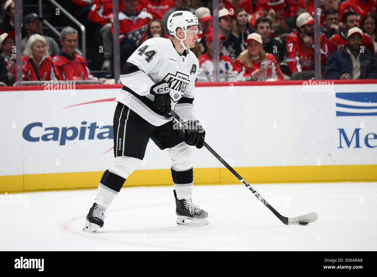 Los Angeles Kings defenseman Mikey Anderson (44) in action during the ...