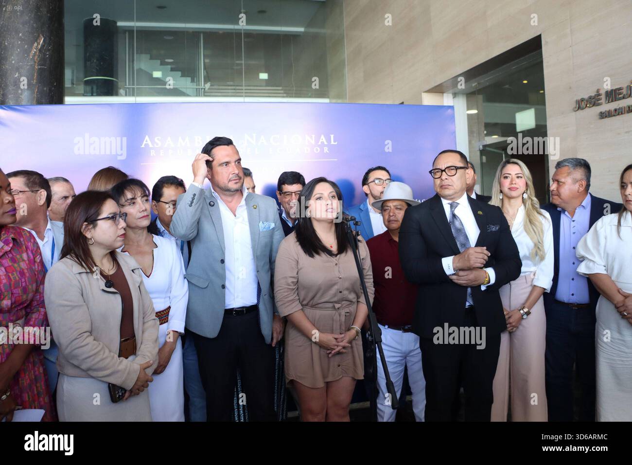 REVOLUCION CIUDADANA JORGE GLAS Quito, Wednesday, November 19, 2025 ...