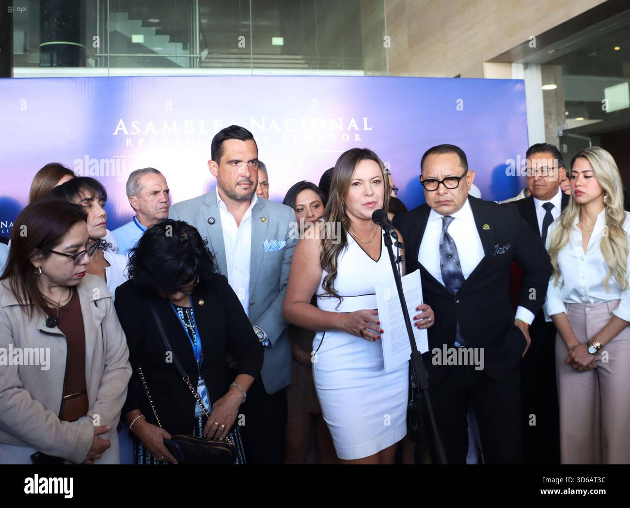 REVOLUCION CIUDADANA JORGE GLAS Quito, Wednesday, November 19, 2025 ...