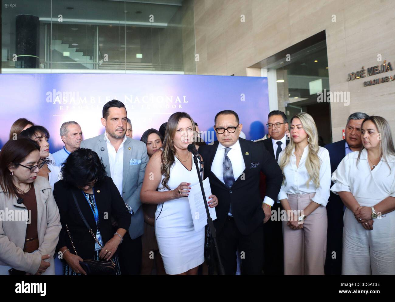 REVOLUCION CIUDADANA JORGE GLAS Quito, Wednesday, November 19, 2025 ...