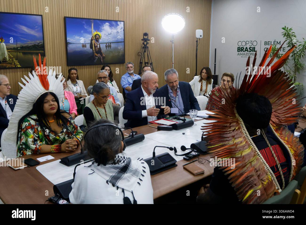 BELéM, PA - 19.11.2025: COP 30 LULA REúNE COM INDíGENAS - President ...