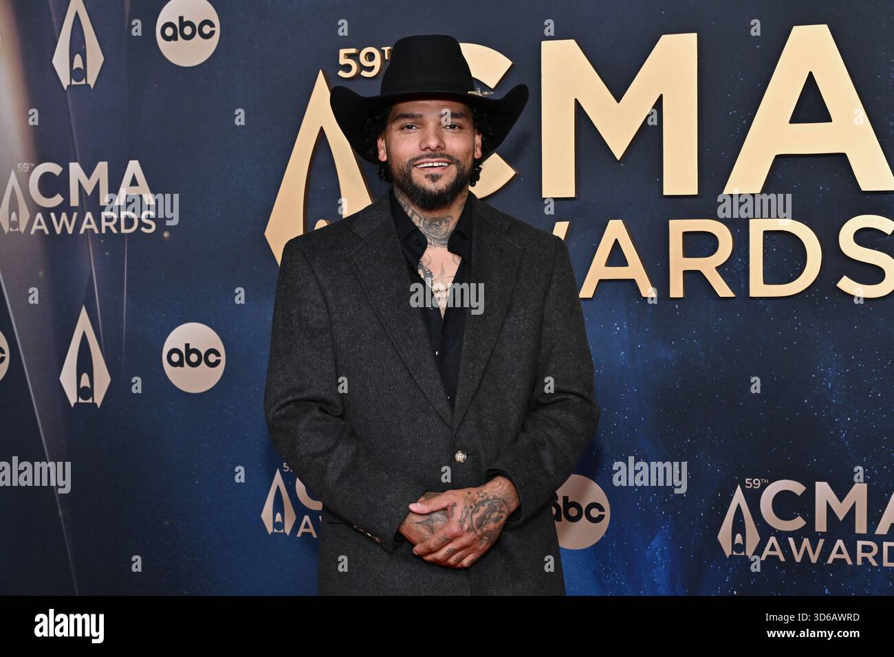 Chris Linton arrives at the 59th Annual Country Music Association ...
