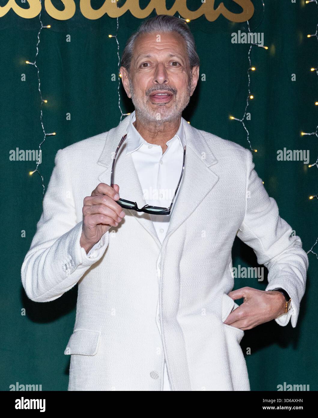 Actor Jeff Goldblum unveils his wax figure at Madame Tussauds New York ...