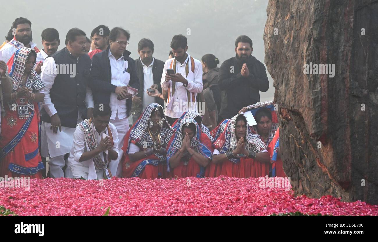 NEW DELHI, INDIA - NOVEMBER 19: Tribal women paid tribute to former PM ...