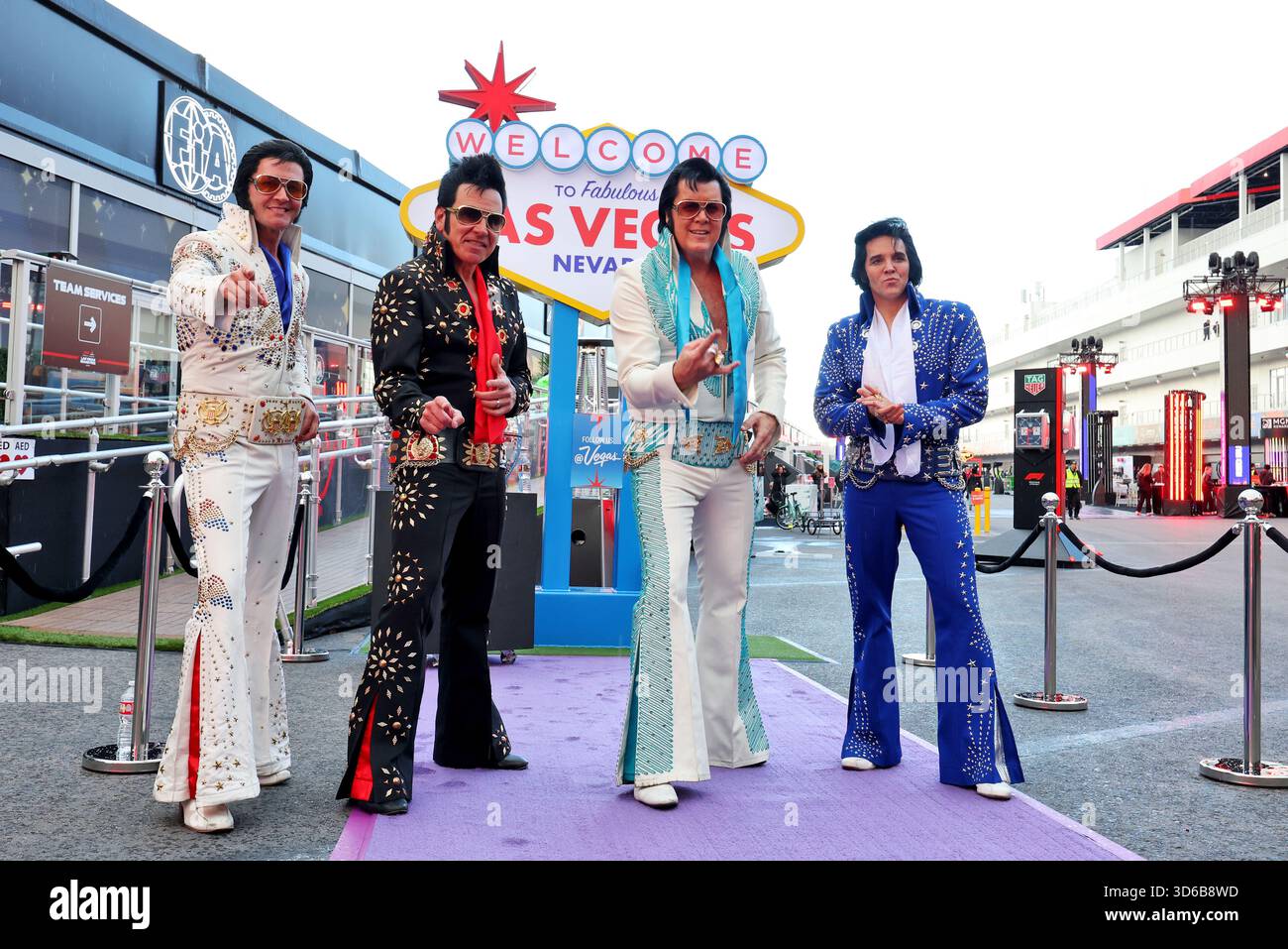 Circuit atmosphere - Elvis Impersonators in the paddock. 19.11.2025 ...