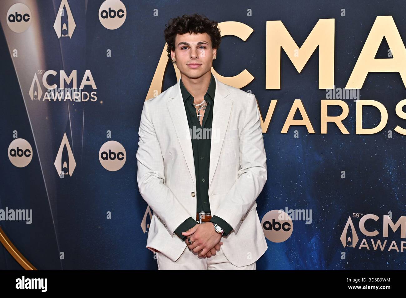 Kyle Jackson arrives at the 59th Annual Country Music Association ...