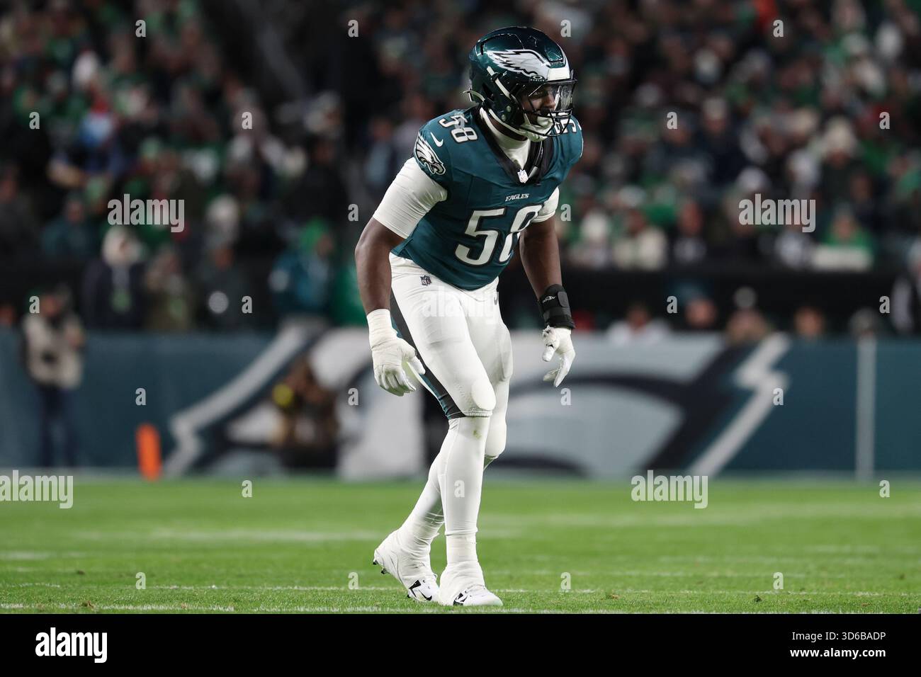 Philadelphia Eagles linebacker Jalyx Hunt (58) gets in position during ...