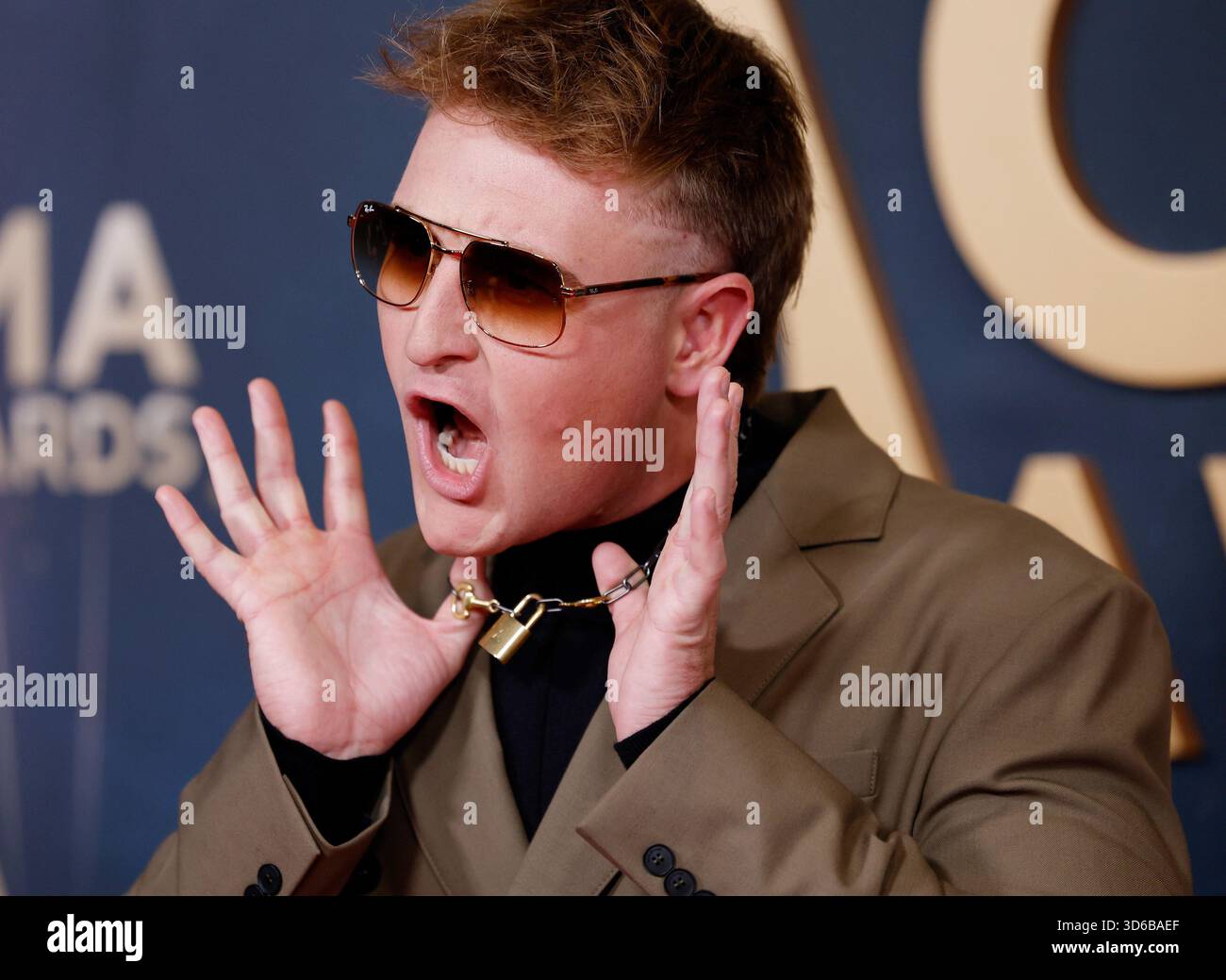 Graham Barham arrives on the red carpet for the 59th CMA Awards in ...
