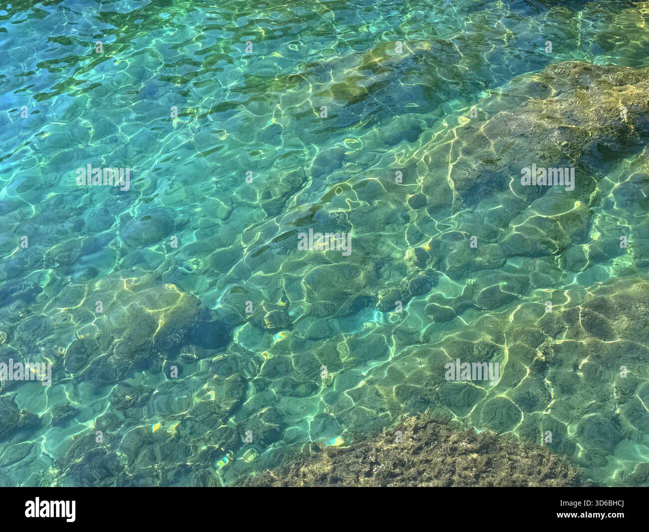 Beautiful turquoise blue sea hi-res stock photography and images - Alamy