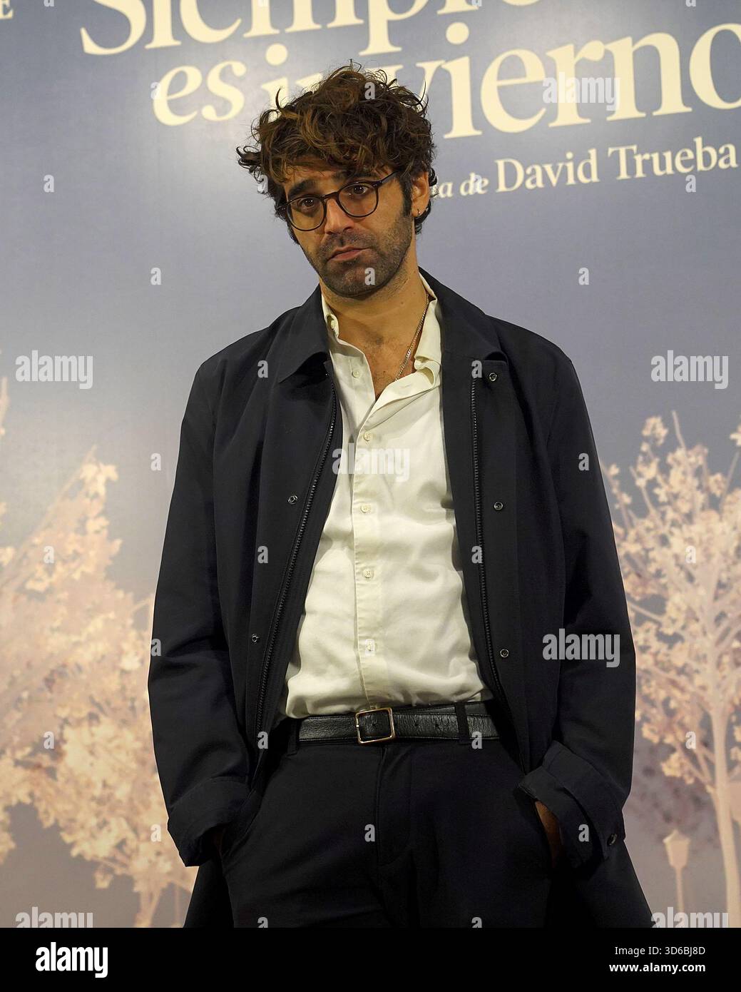 Actor David Verdaguer poses at the photocall of the film 'Siempre es ...