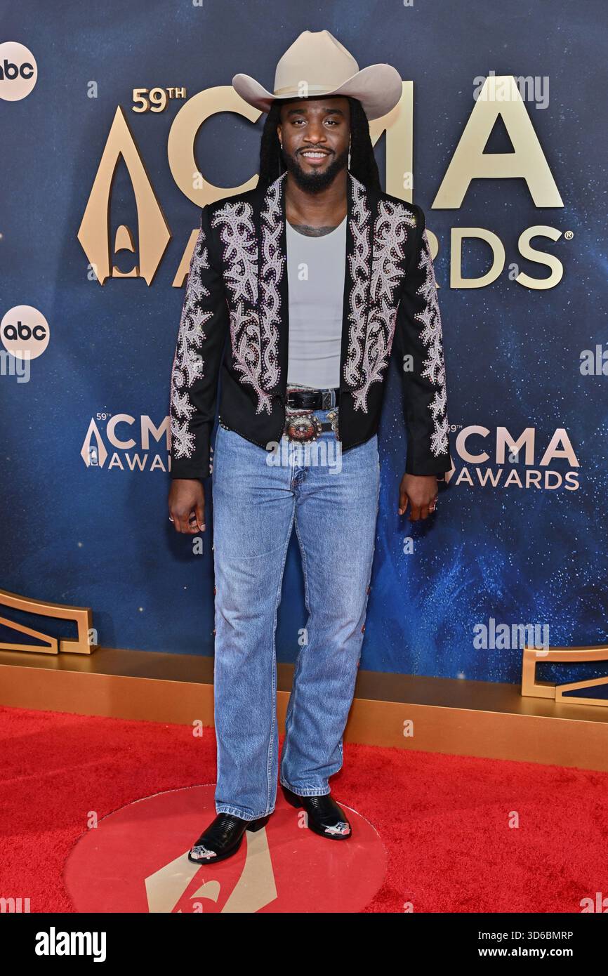 Shaboozey arrives at the 59th Annual Country Music Association Awards ...
