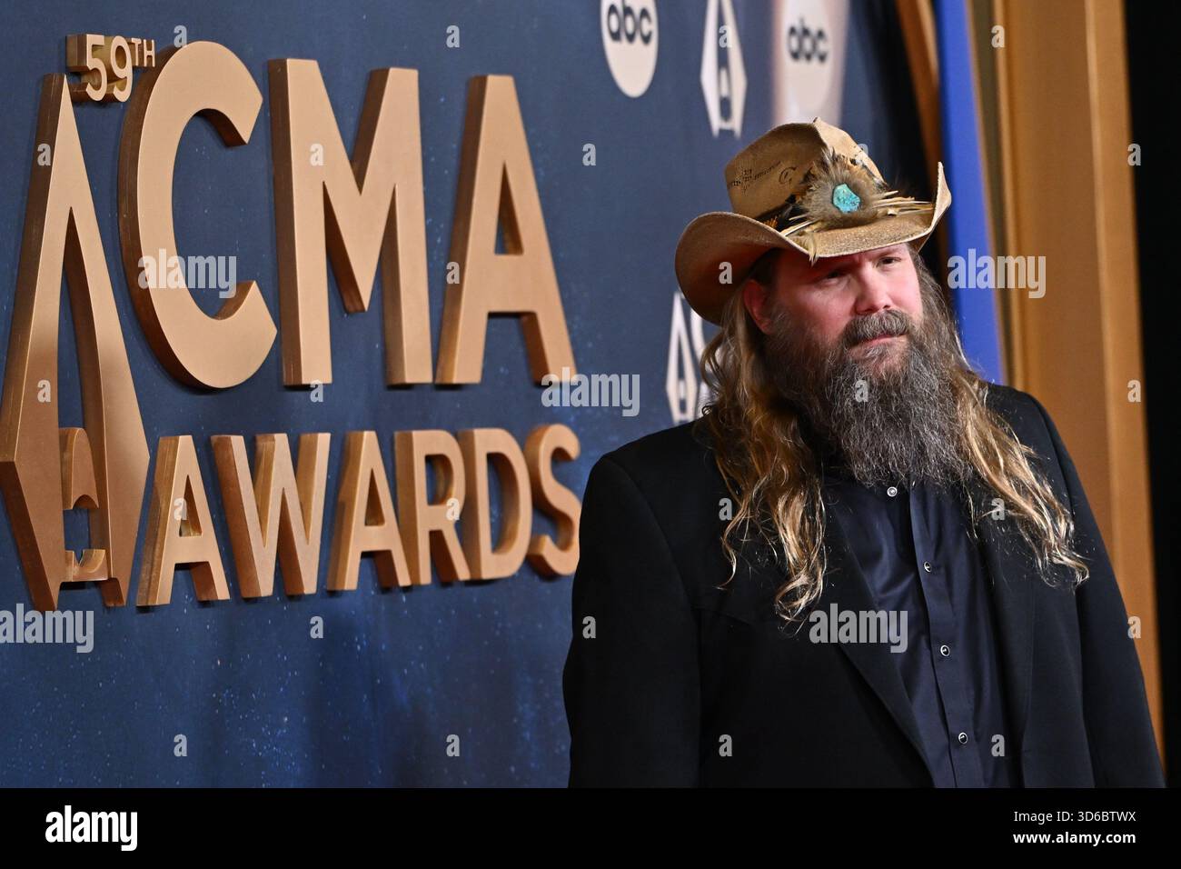 Chris Stapleton arrives at the 59th Annual Country Music Association ...