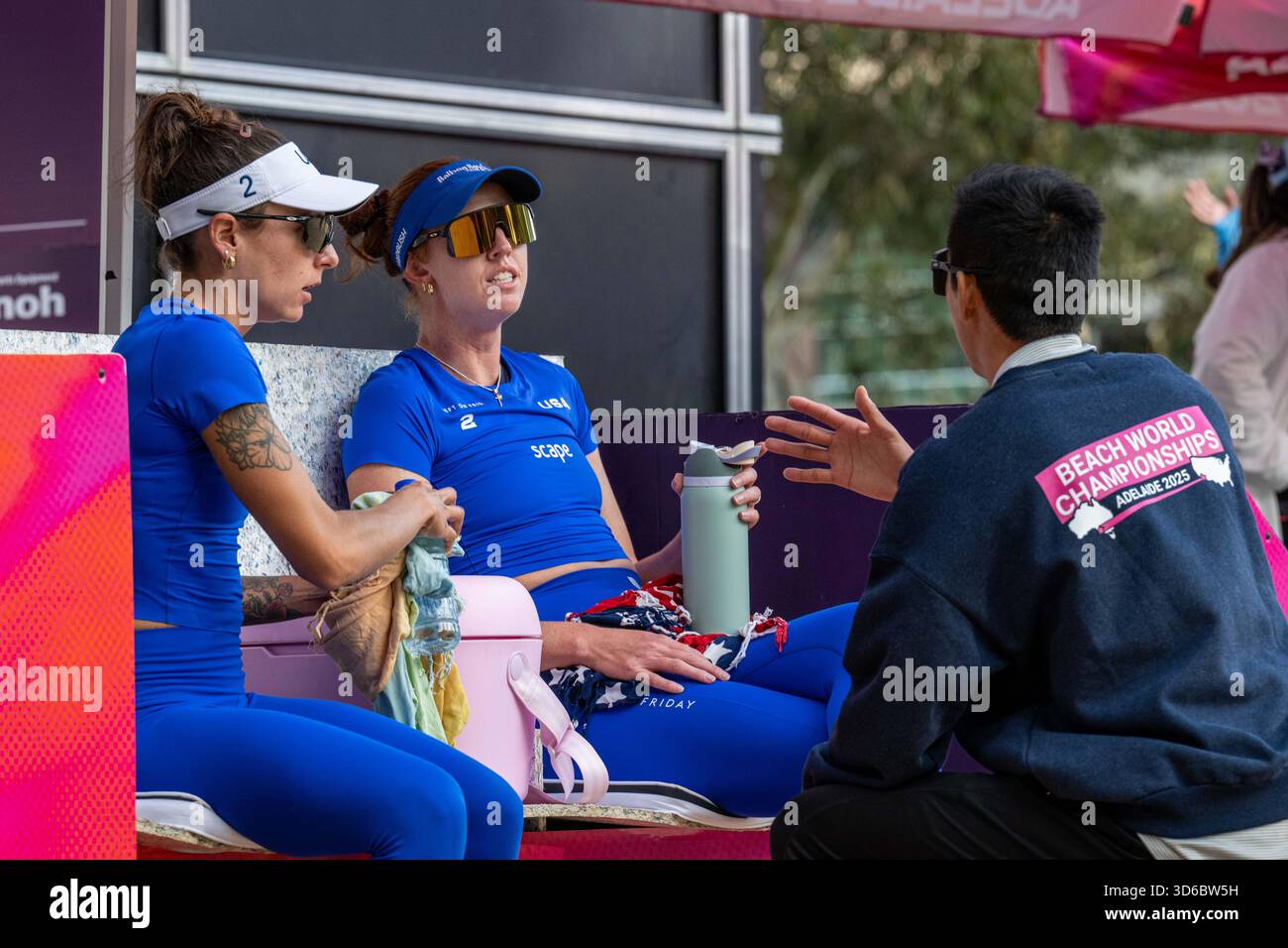 ADELAIDE, AUSTRALIA - NOVEMBER 19: Molly Shaw (Player 1 - USA), Kelly ...