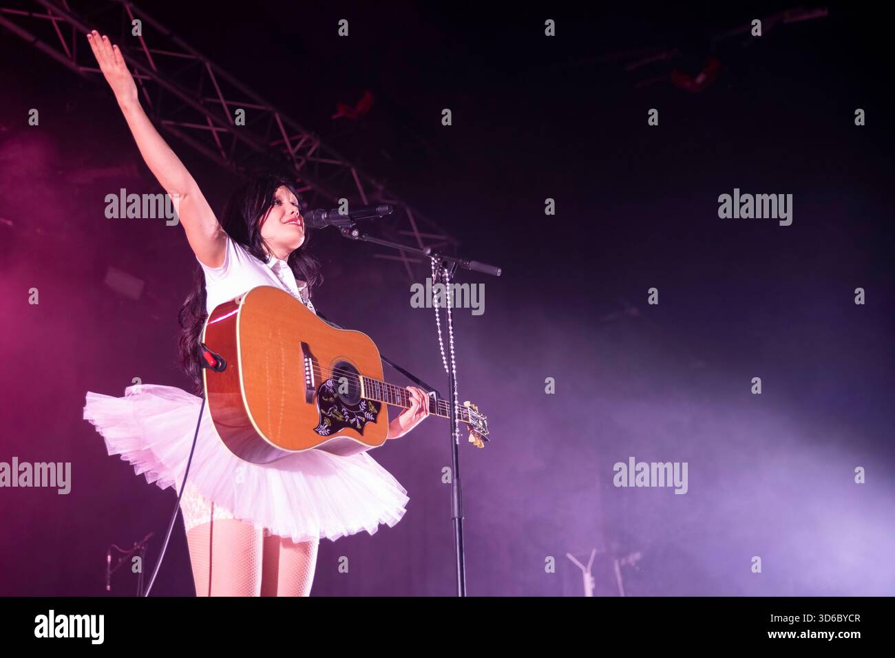 Manchester, England, 19th November, 2025. Alessi Rose playing ...