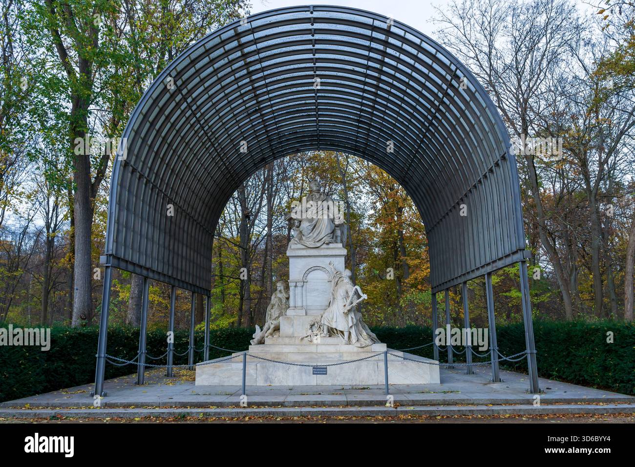 Richard wagner statue tiergarten hi-res stock photography and images ...
