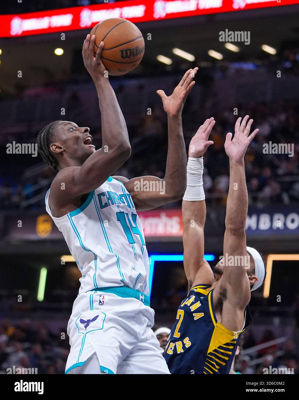 Charlotte Hornets forward Moussa Diabate (14) shoots over Indiana ...