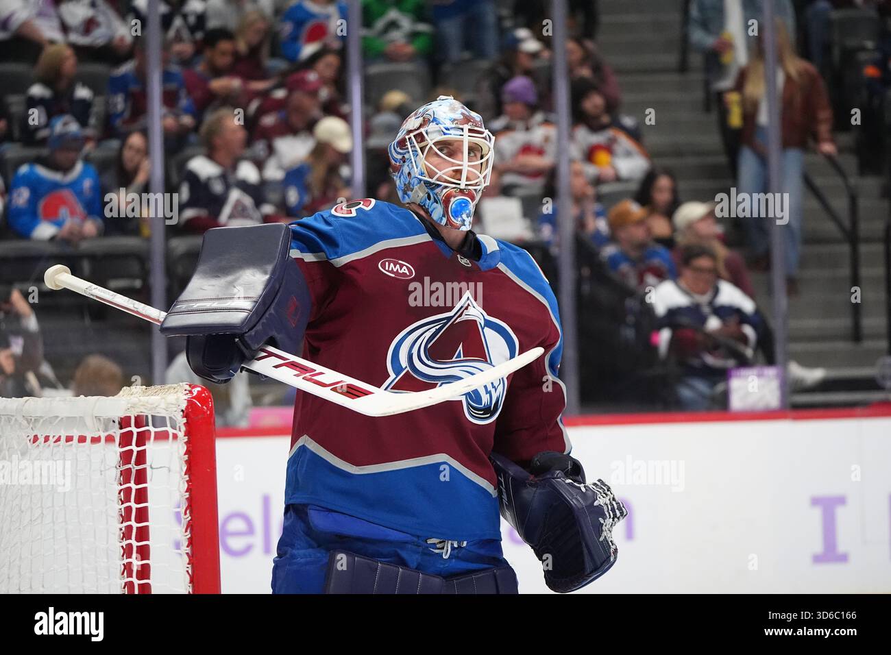 Colorado Avalanche goaltender Scott Wedgewood (41) in the second period ...