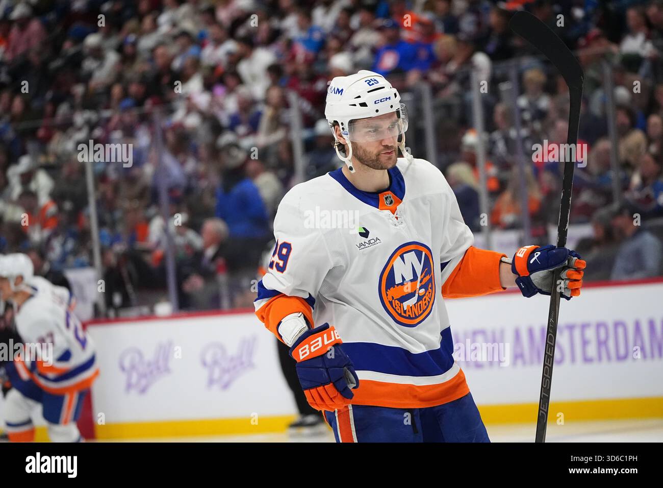 New York Islanders left wing Jonathan Drouin (29) in the third period ...