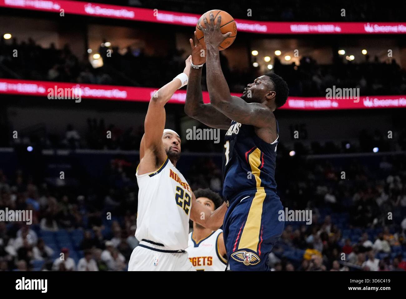 New Orleans Pelicans forward Zion Williamson (1) shoots against Denver ...