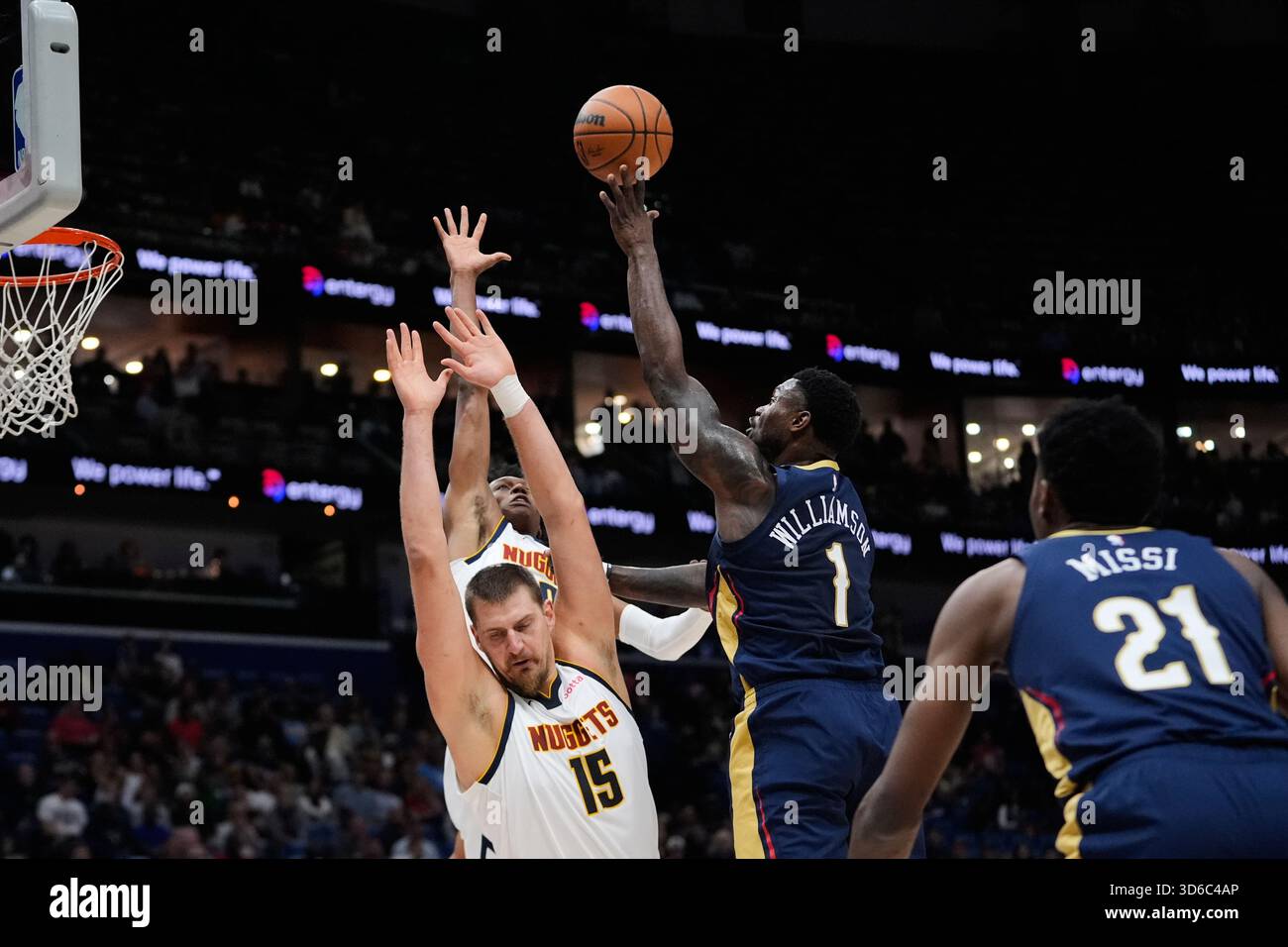 New Orleans Pelicans forward Zion Williamson (1) shoots over Denver ...