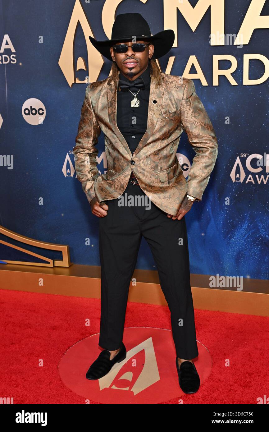 Rodney D. Smith II arrives at the 59th Annual Country Music Association ...