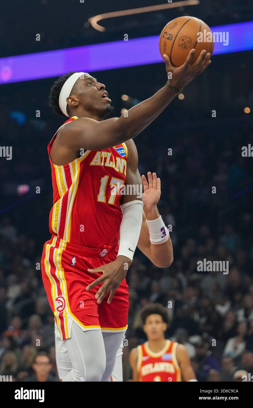 Atlanta Hawks forward Onyeka Okongwu (17) drives to the basket against ...