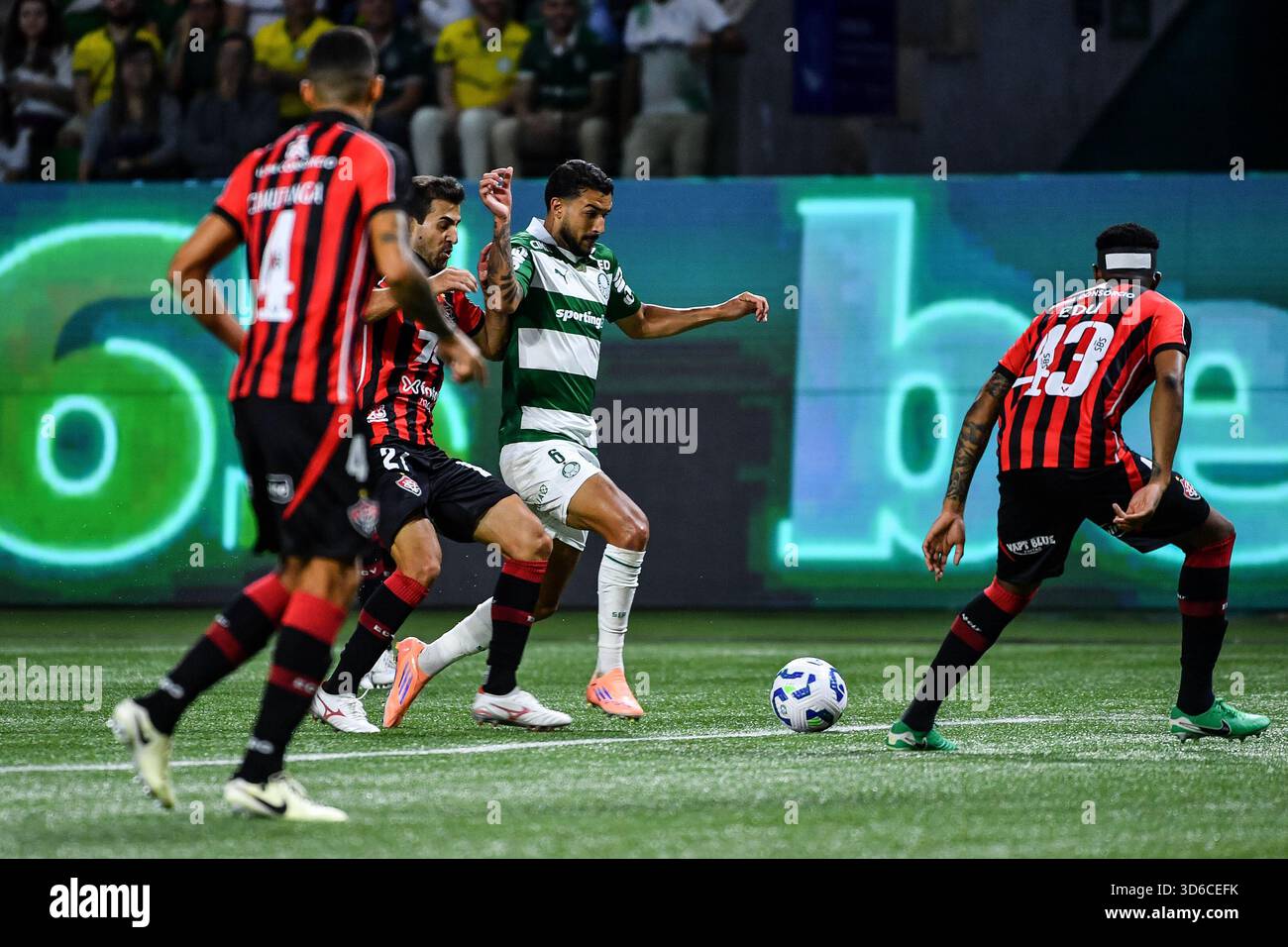 Jefte of Palmeiras (Center) during the game between Palmeiras and ...