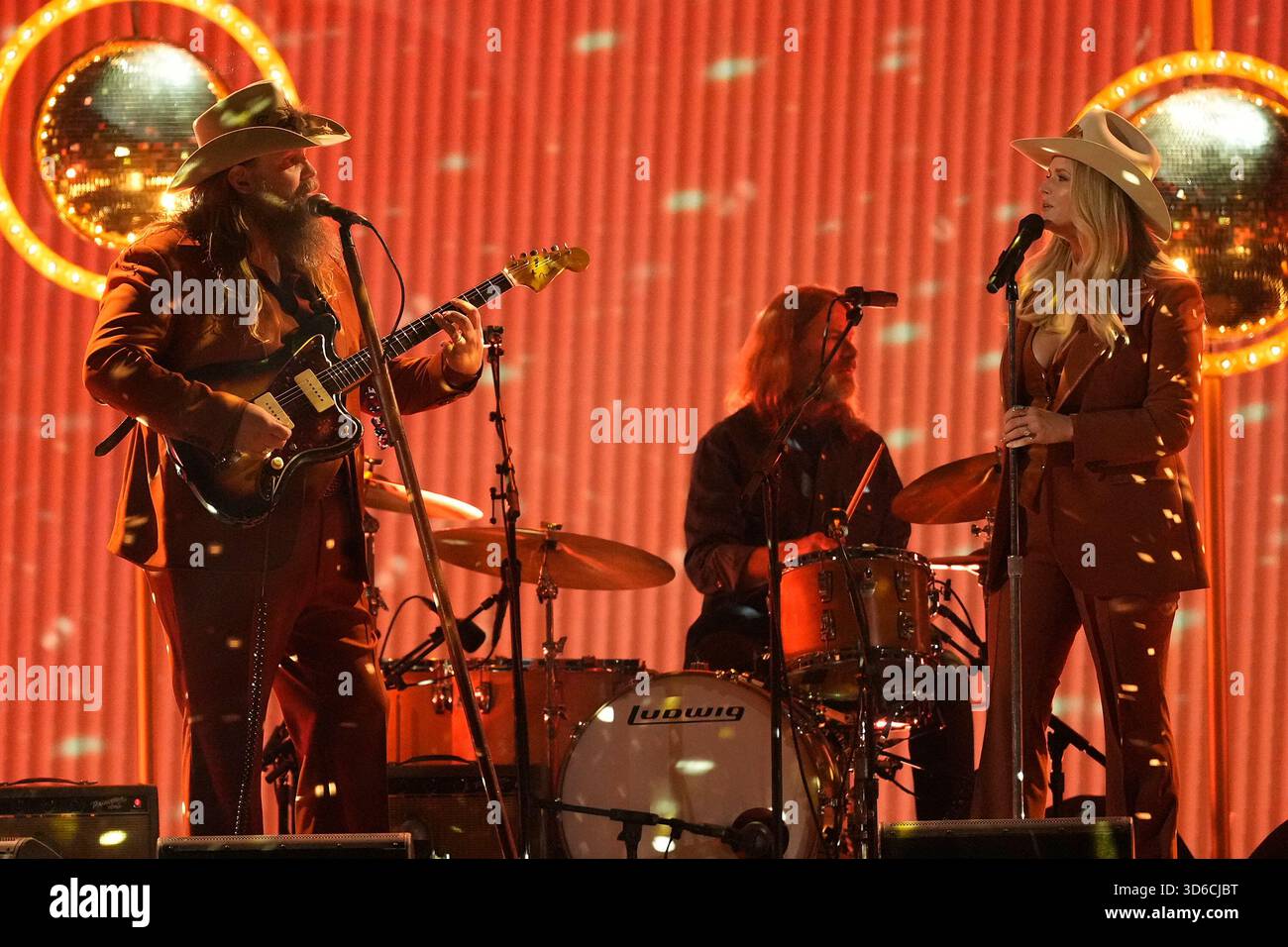 19 November 2025 - Nashville, Tennessee - Chris Stapleton. 59th CMA ...