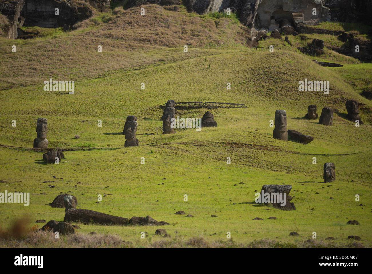Stone statues of Easter Island, Chile Stock Photo - Alamy