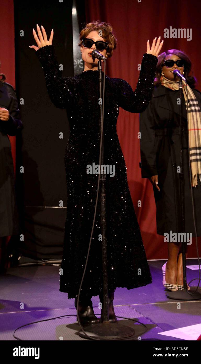 November 19, 2025, New York, New York, USA: British singer/songwriter ...