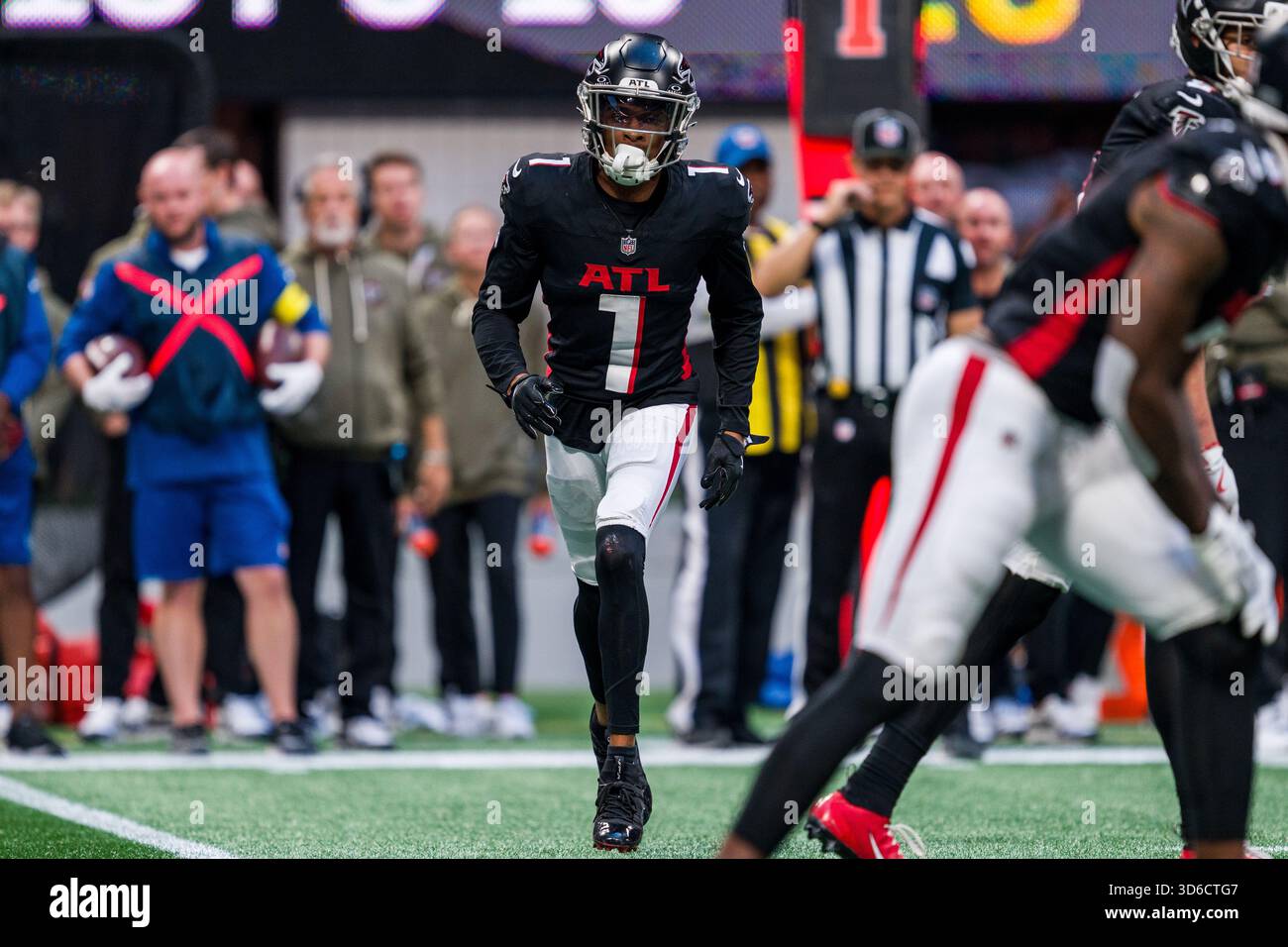Atlanta Falcons wide receiver Darnell Mooney (1) goes in motion during ...