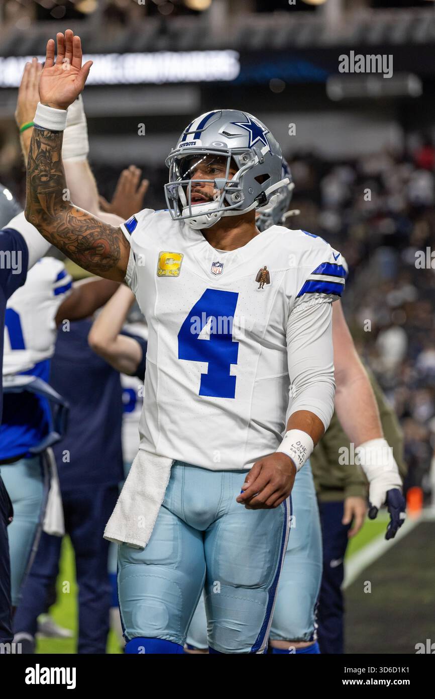 Dallas Cowboys quarterback Dan Prescott (4) warms up before playing ...