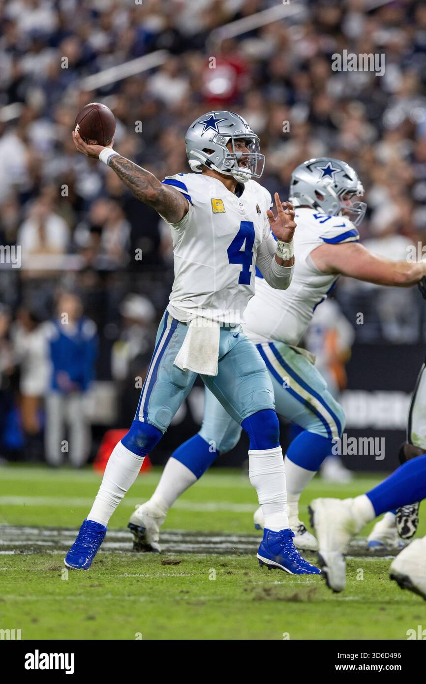 Dallas Cowboys quarterback Dak Prescott (4) passes the ball against the ...